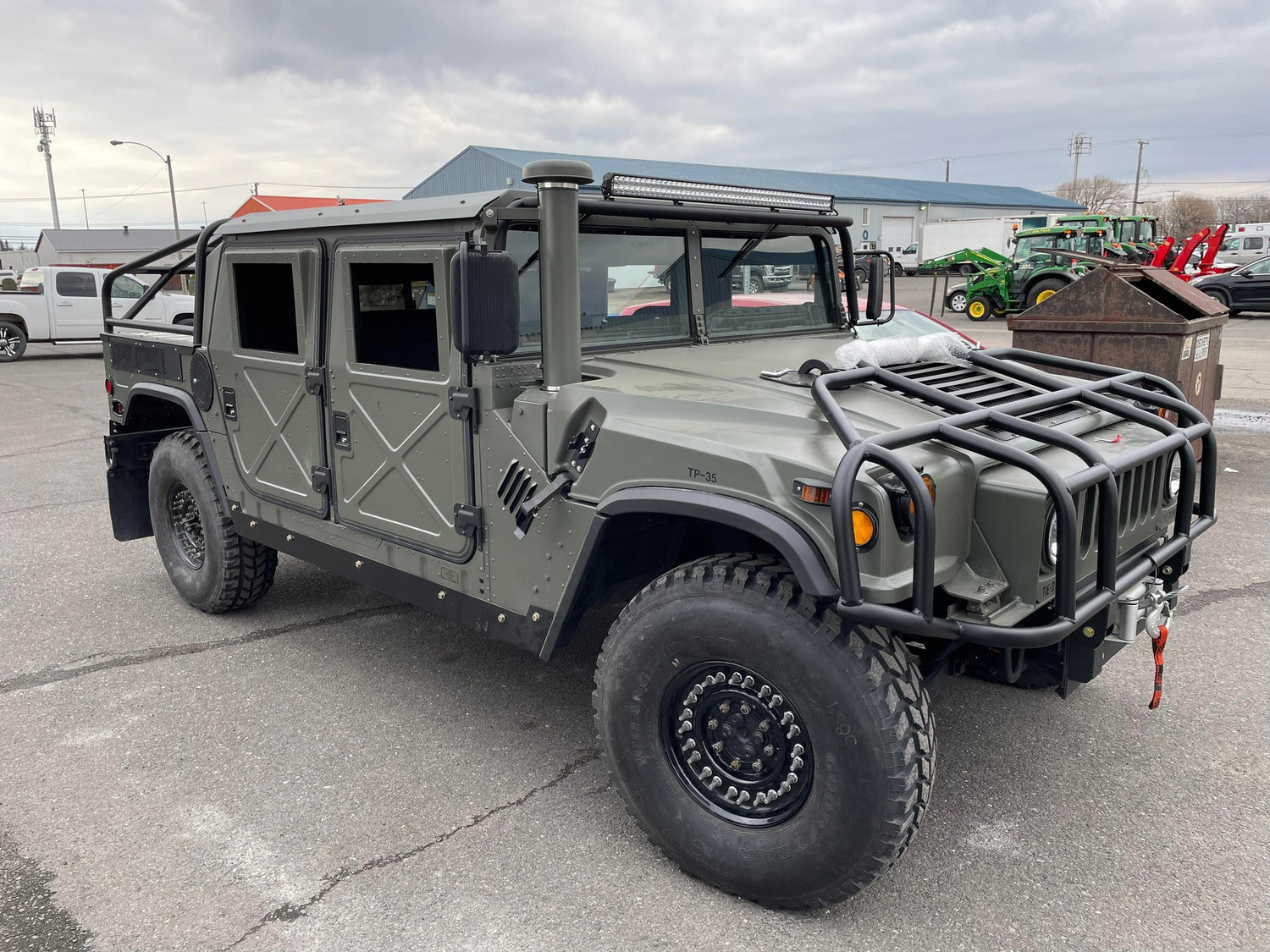 M1151 4 MAN PICKUP – Vince Army Truck